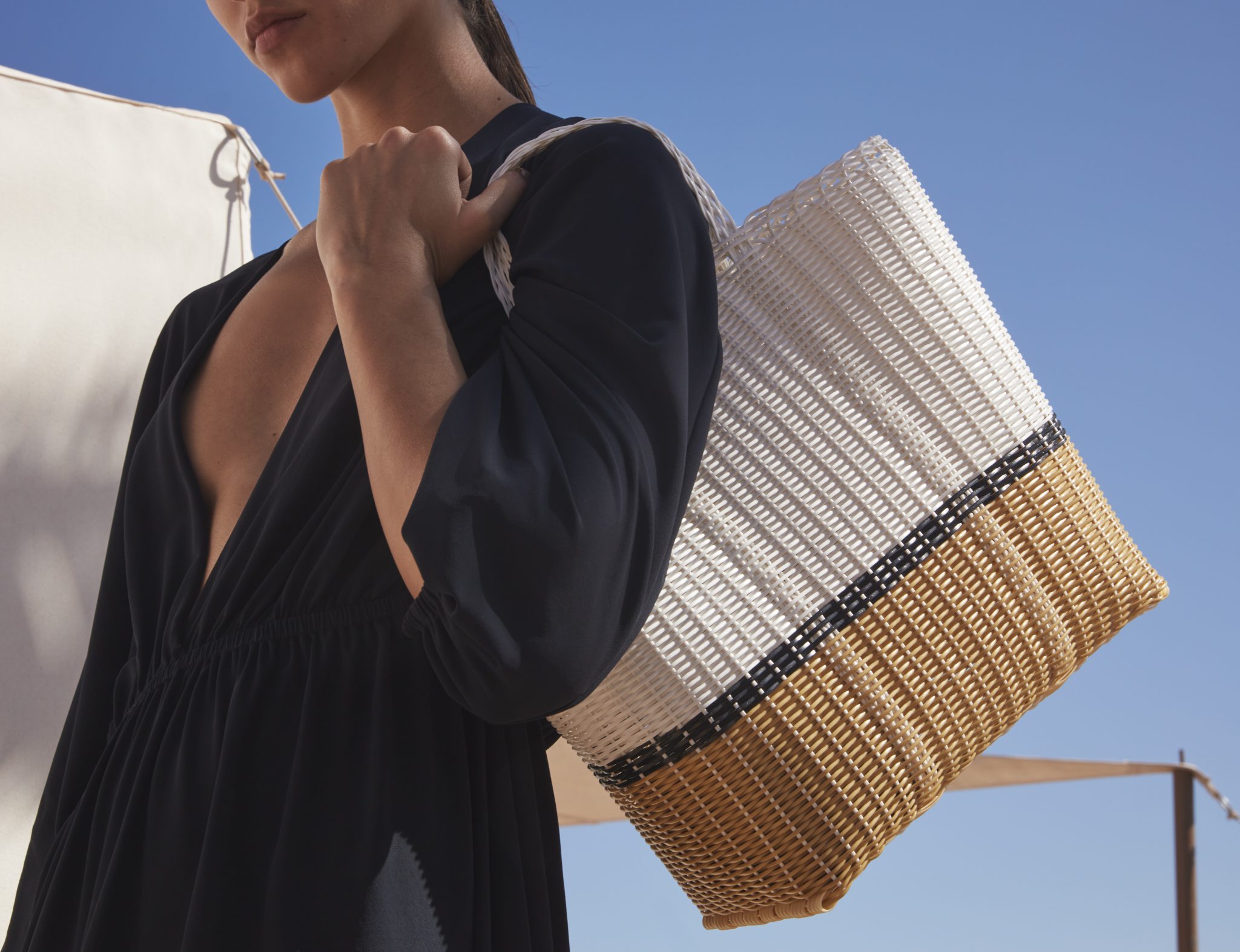 LE SUNWEAR BY ERES - Trend & Tendance